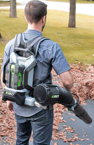 5 Best Battery Backpack Blowers: 2023 Buying Guide - The Lawn Review