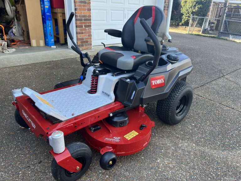 I Tested Out Toro's New TimeCutter ZTR with MyRIDE | TLR